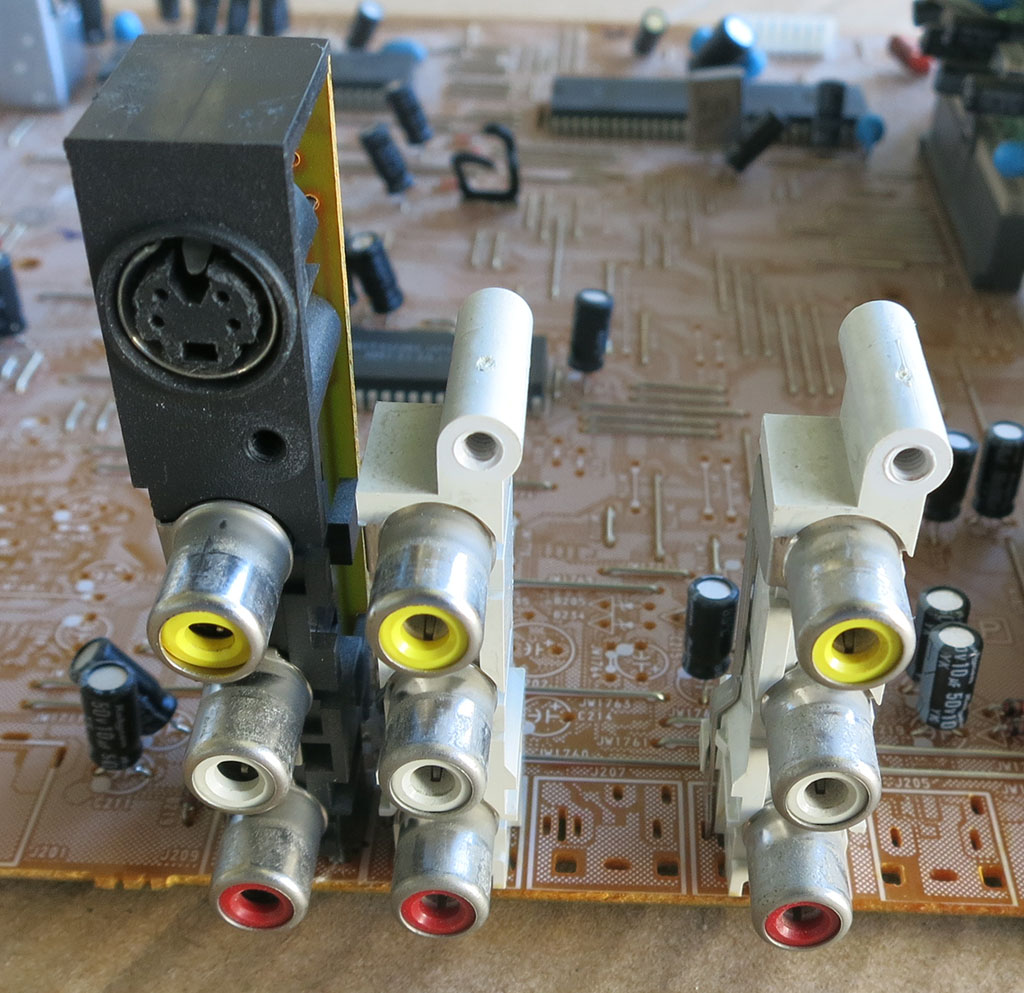 Sony KP-53S35 Signal Board “A” Components – New Screwdriver