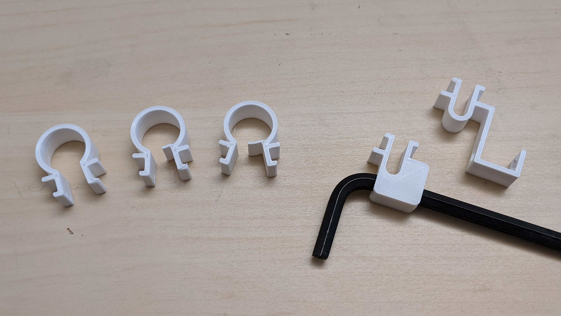 Hex Wrench Holder And Wire Clip For Gantry Extrusion – New Screwdriver