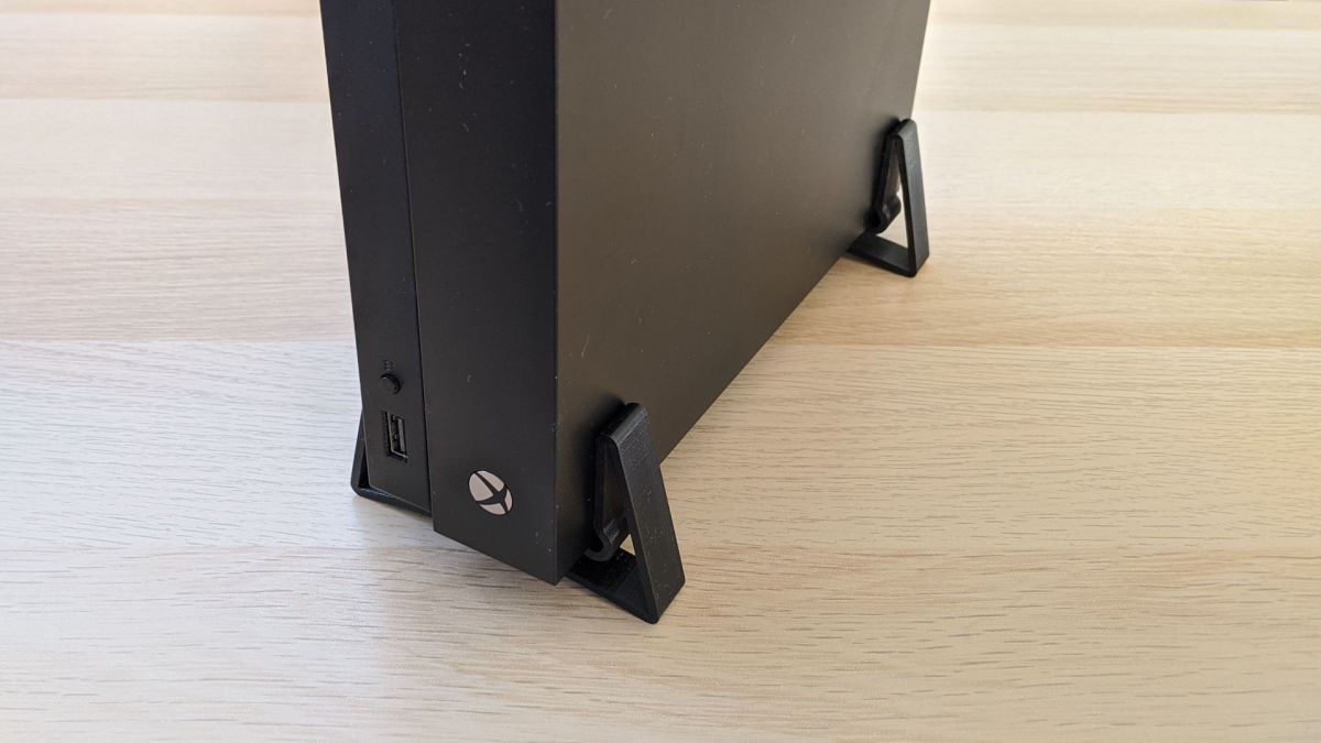Quick Print Xbox One X Vertical Stand – New Screwdriver