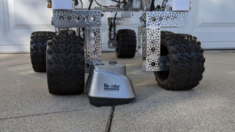 Sawppy Rover Ground Clearance – New Screwdriver