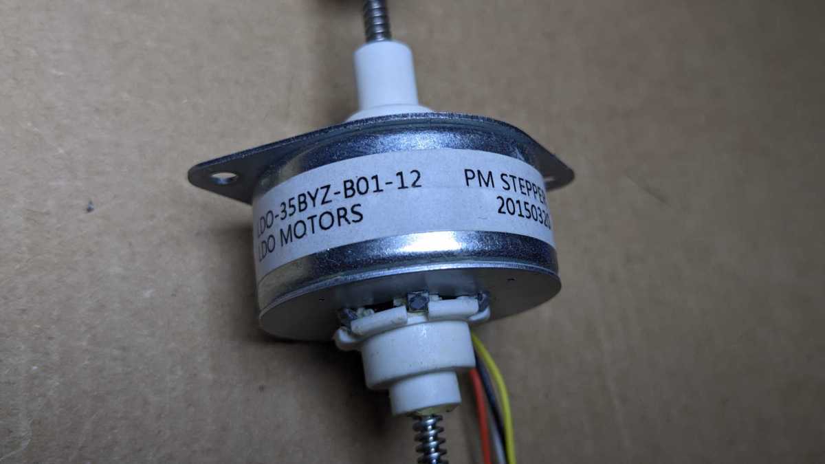 FormLabs Form 1+ Resin Tank Tilt Mechanism Damaged – New Screwdriver