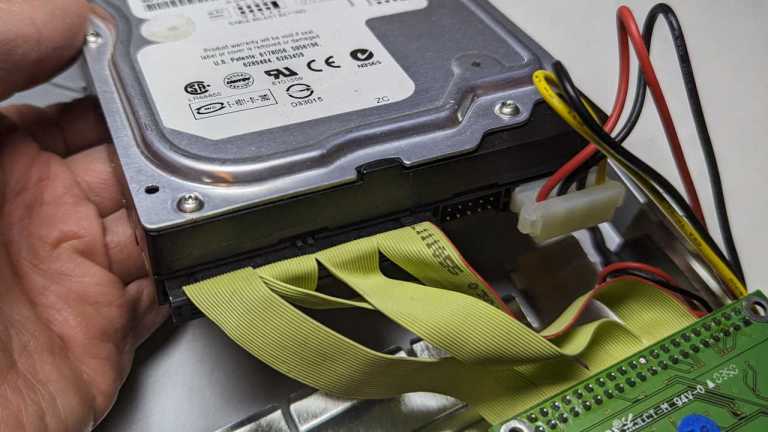 Fantom Drives USB Storage (FDU80) Teardown – New Screwdriver