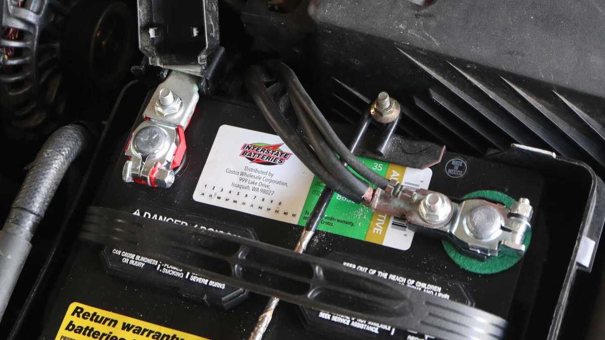 RX-8 Battery Terminal Replacement – New Screwdriver