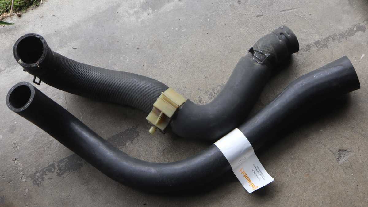 Compensating For Lower Radiator Hose Mismatch – New Screwdriver