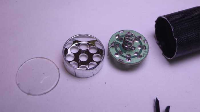 Harbor Freight Mini LED Flashlight Teardown – New Screwdriver